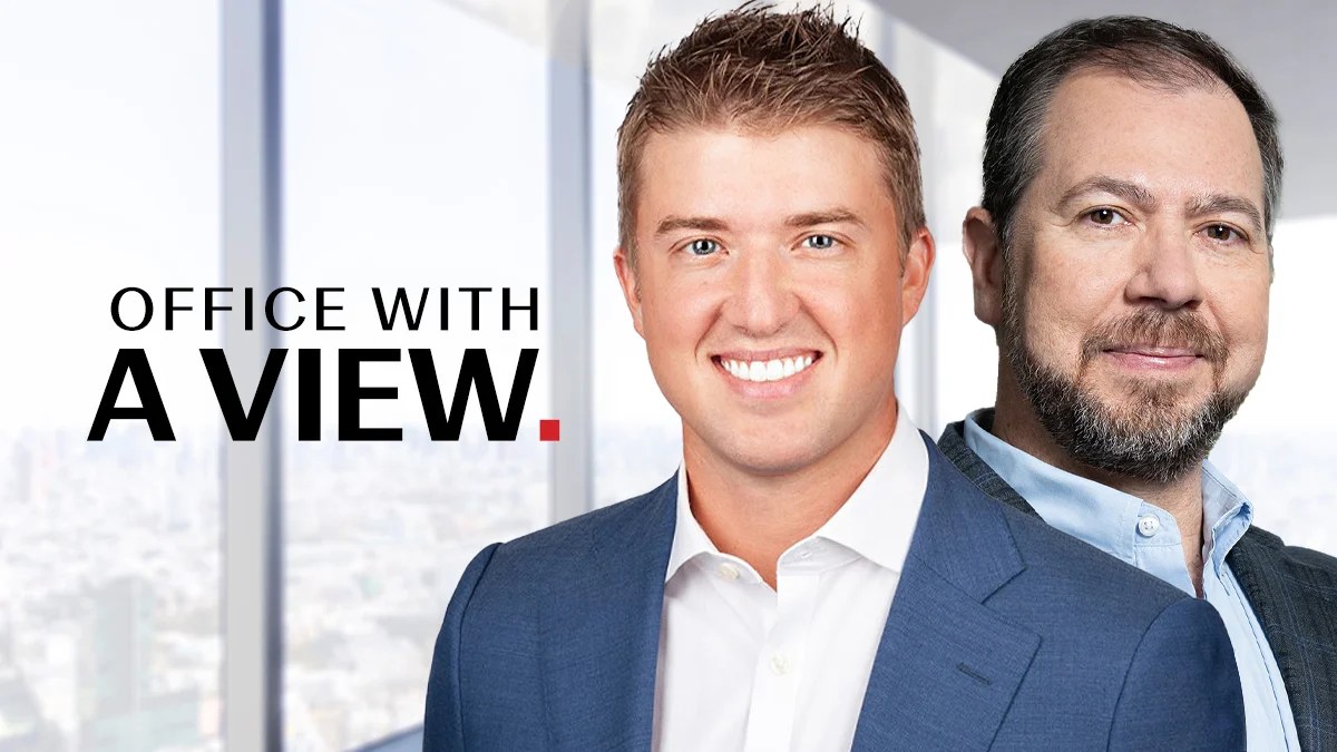 Adam Rymer de Regal, le Matt Deimund Talk de mec Perfect apportant des ...
